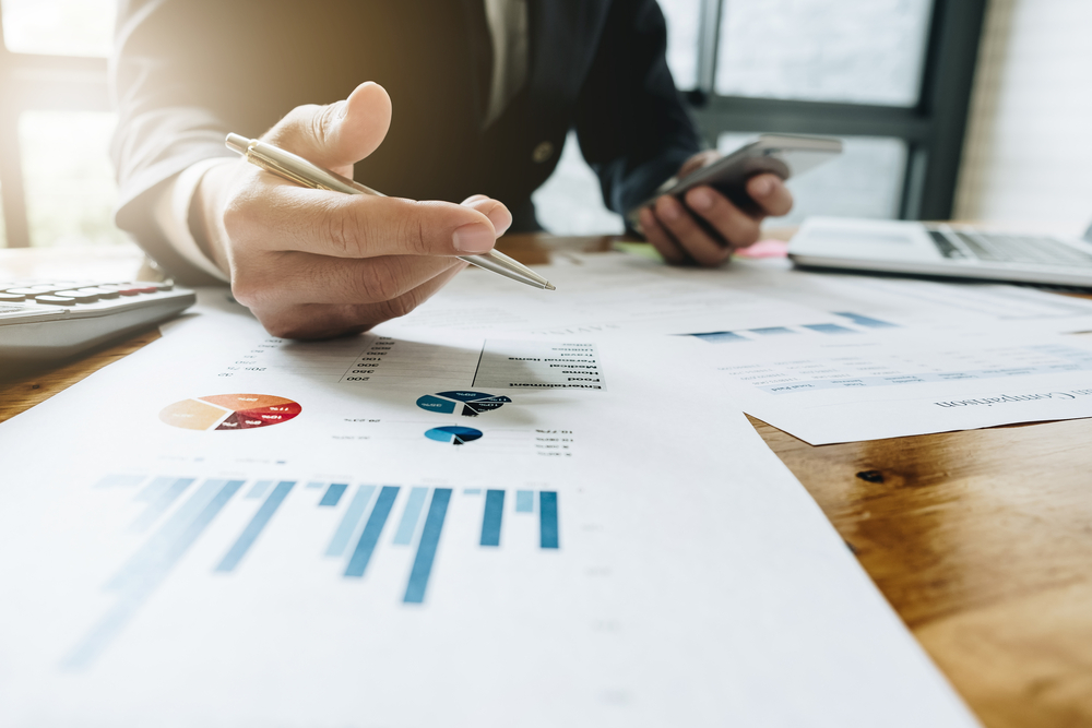 Expert-comptable : études, missions, et salaires - Cadremploi