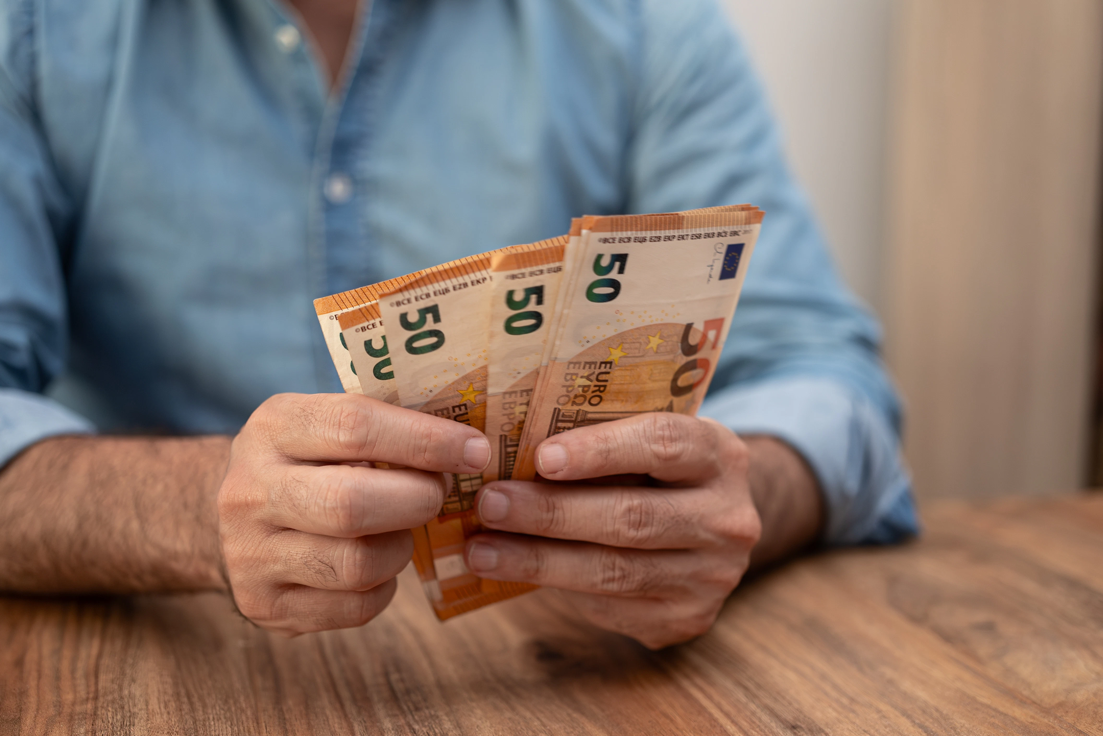 5 signes que vous êtes sous-payé (et les solutions pour y remédier ...